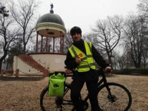 How To Use a Rear Bike Rack? A Beginner's Guide with Pictures - Bike ...